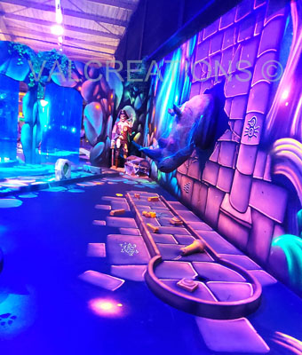 MINI GOLF BLACKLIGHT FLUO INTERIEUR, INDOOR :! 2 modèles proposés